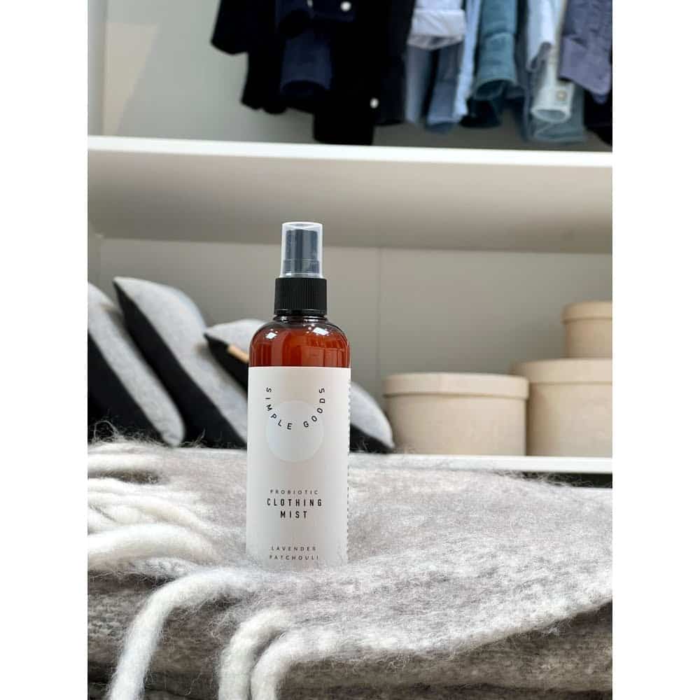 Spray parfumat pentru textile 150 ml, Simple Goods - 50114 - Conox